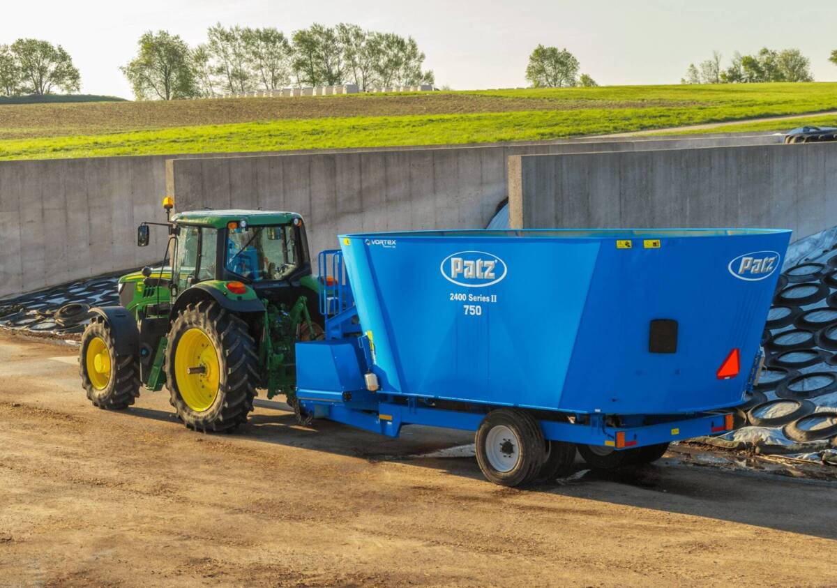 2400 Series II Trailer Twin Screw - Patz Corporation